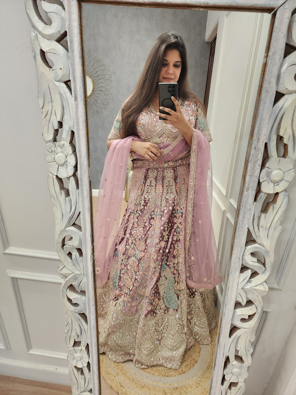 Rasha onion pink embellished velvet lehenga – MODERNSAHIBA